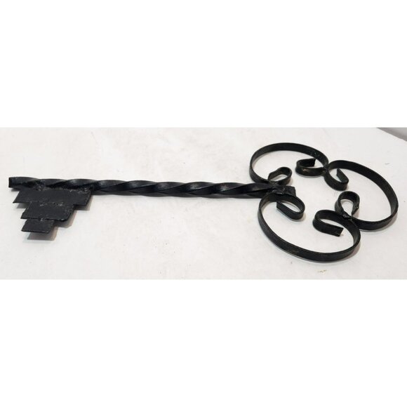 Source Unknown | Accents | Vtg Wrought Iron Black Skeleton Key Wall ...